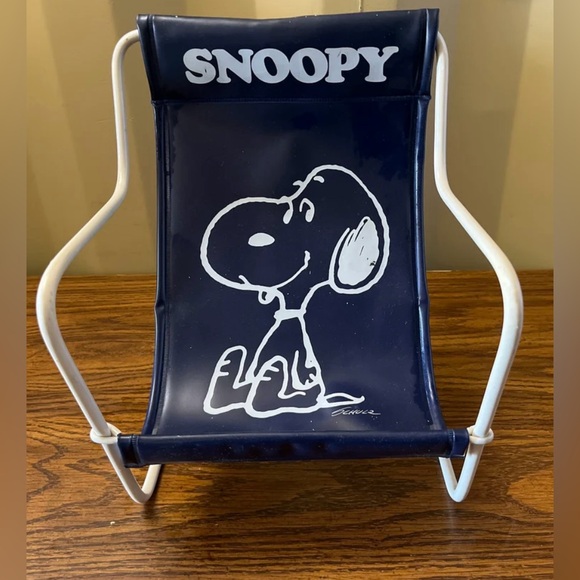 Snoopy | Toys | Vintage Snoopy Chair Peanuts Gang Comic Schultz Vinyl 2 ...